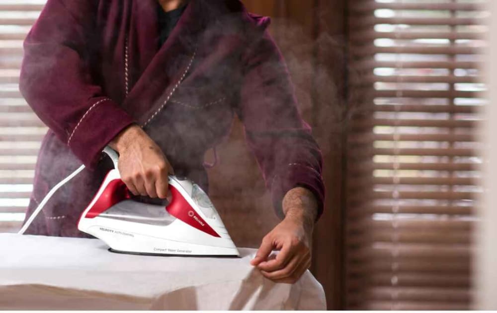 Reliable 270IR Auto Control Steam Iron with 1.2 Cup Water Capacity ...