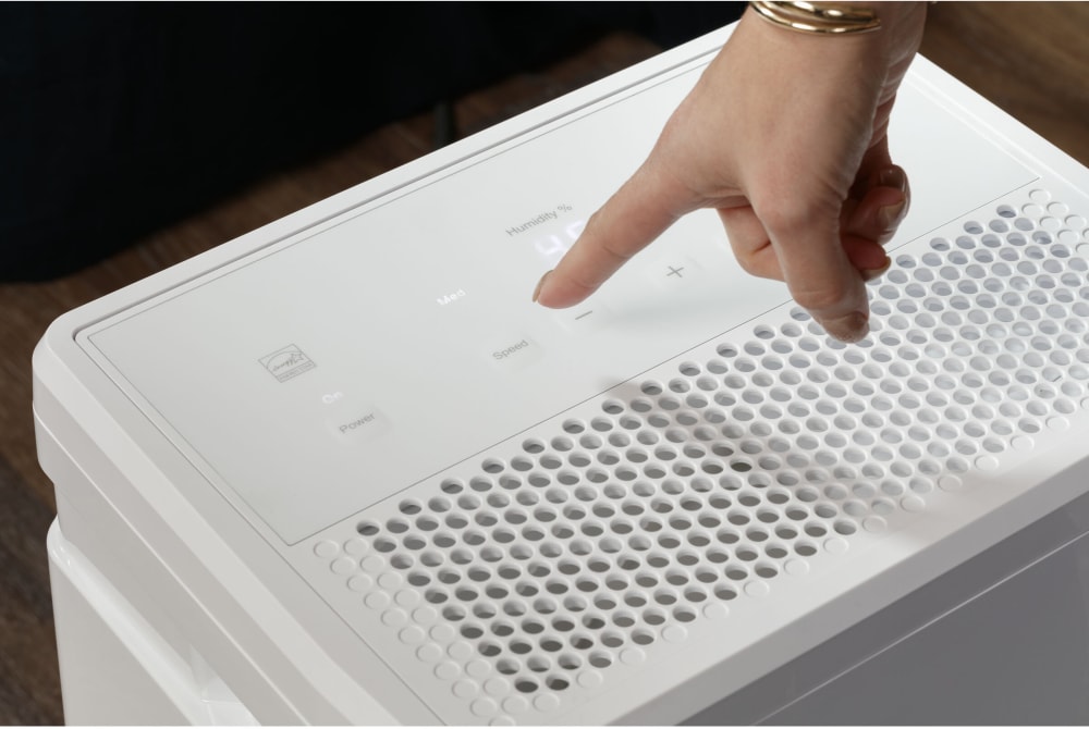 GE ADHR35LB 35 Pint Capacity Portable Dehumidifier with 3-Fan Speeds ...