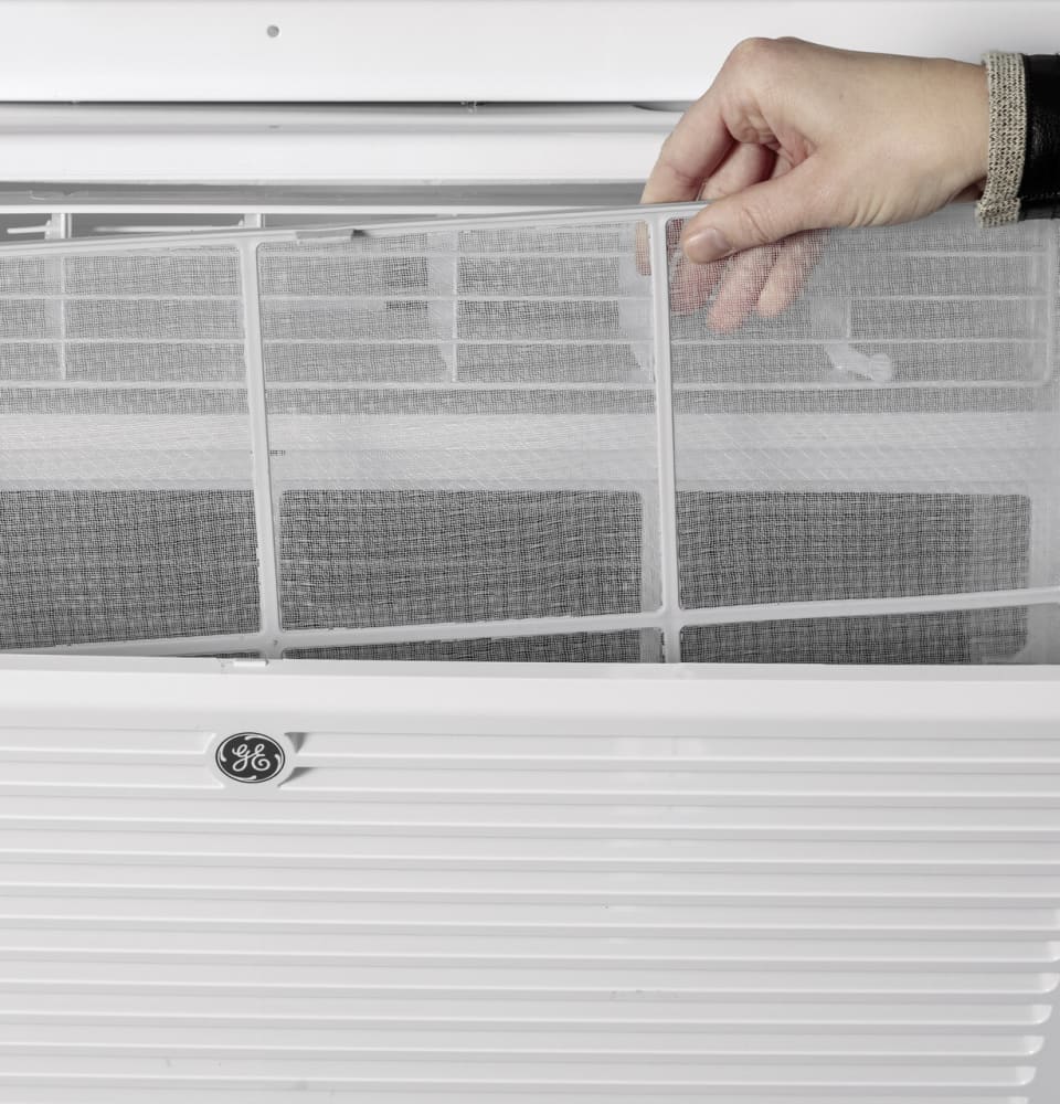 GE AEG08LZ 8,050 BTU Smart Window Air Conditioner with 3-Speed Fan ...