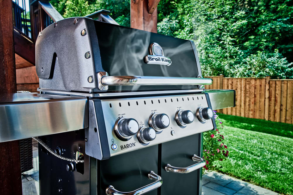 Broil King BK875224 BARON 440 PRO Freestanding Gas Grill with 660 sq ...