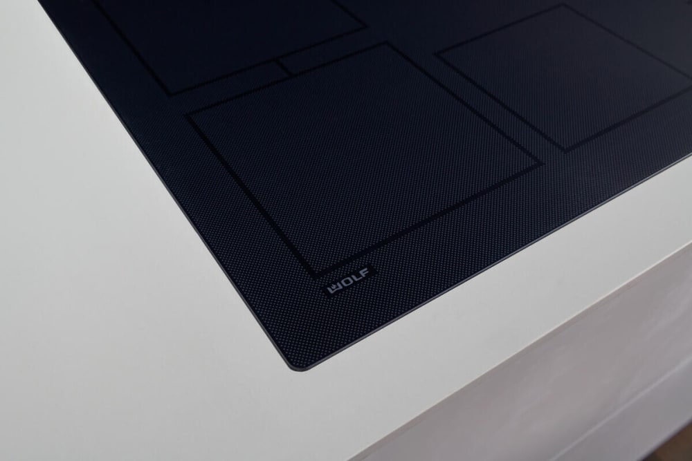 Wolf CI30460CB 30 Inch Induction Cooktop with 4 Cooking Zones, 17 Power ...