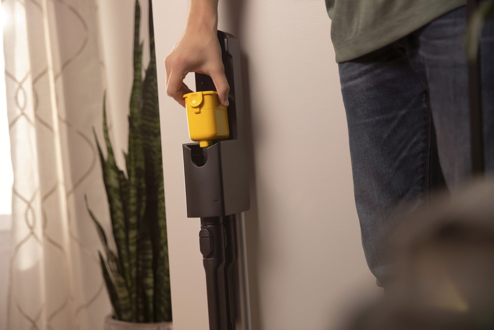 LG A927KGMS A9 CordZero™ Kompressor Stick Vacuum with 5-Step Filtration ...