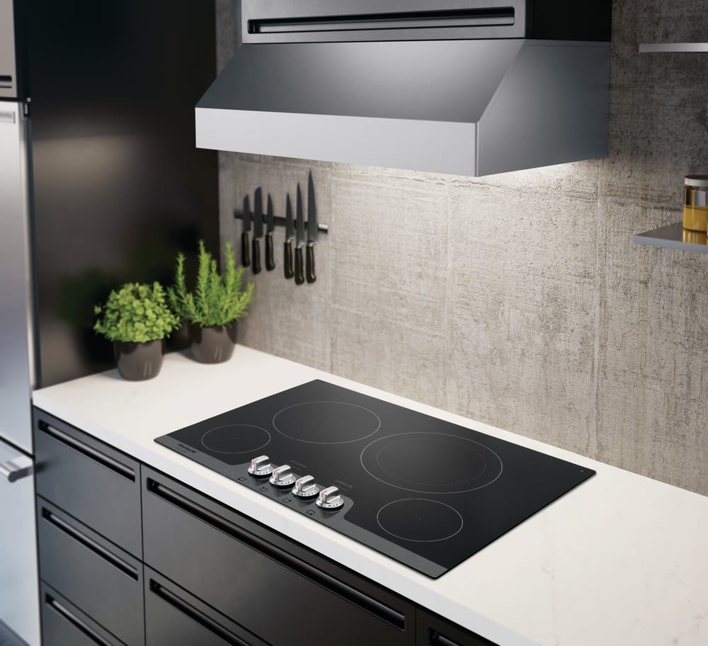 Frigidaire FGEC3048US 30 Inch Electric Cooktop with SpaceWise ...