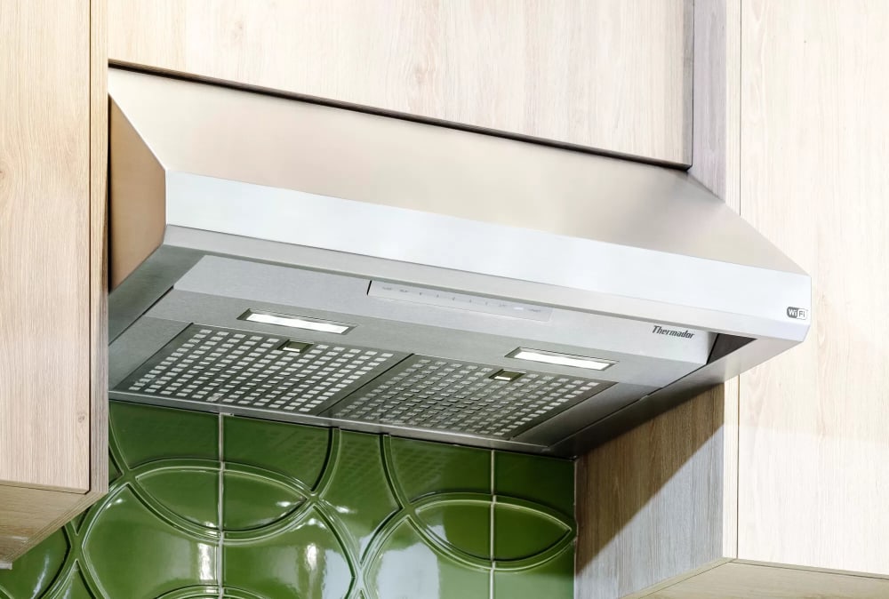 Thermador HMWB30WS 30 Inch Wall Mount Smart Range Hood with 4-Speed/600 ...