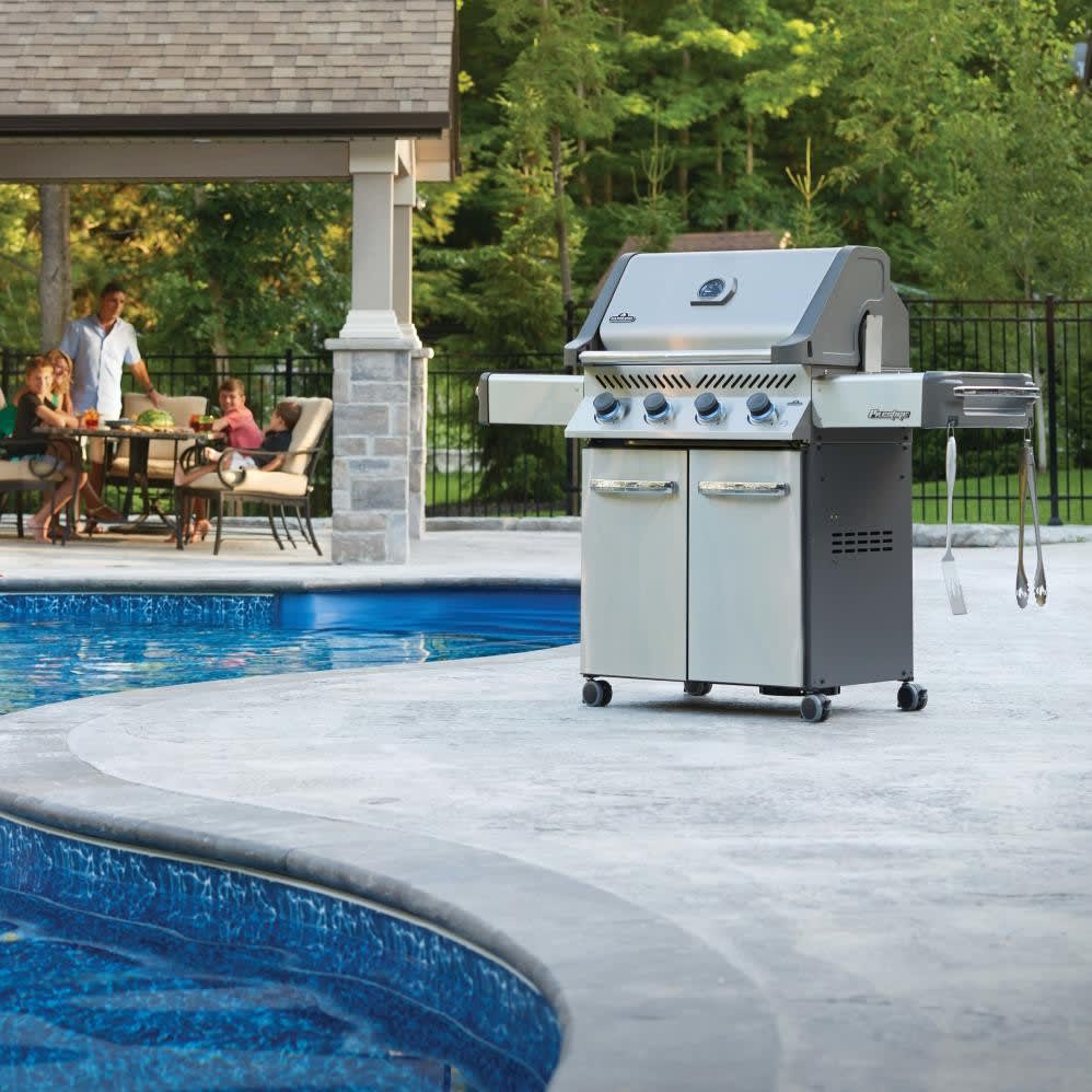 Napoleon P500PSS3 66 Inch Freestanding Grill with Instant Jetfire ...