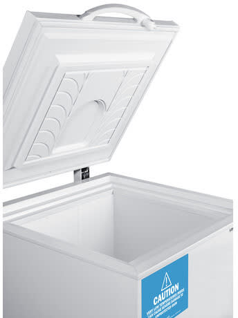 Summit LAB11R9 29 Inch Chest Freezer with 4.8 Cu. Ft. Capacity ...