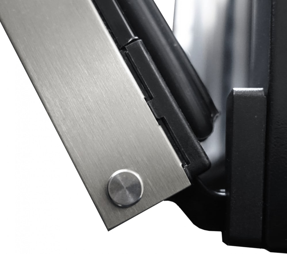 Danby SPRBC056D1SS Saxony 24 Inch Built-In Beverage Center with 5.6 Cu ...