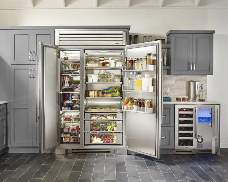 True Residential TR42SBSSSC 42 Inch Built-In Side by Side Refrigerator ...