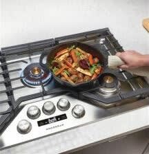 Monogram ZGU30RSLSS 30 Inch Gas Cooktop with 5 Sealed Burners ...
