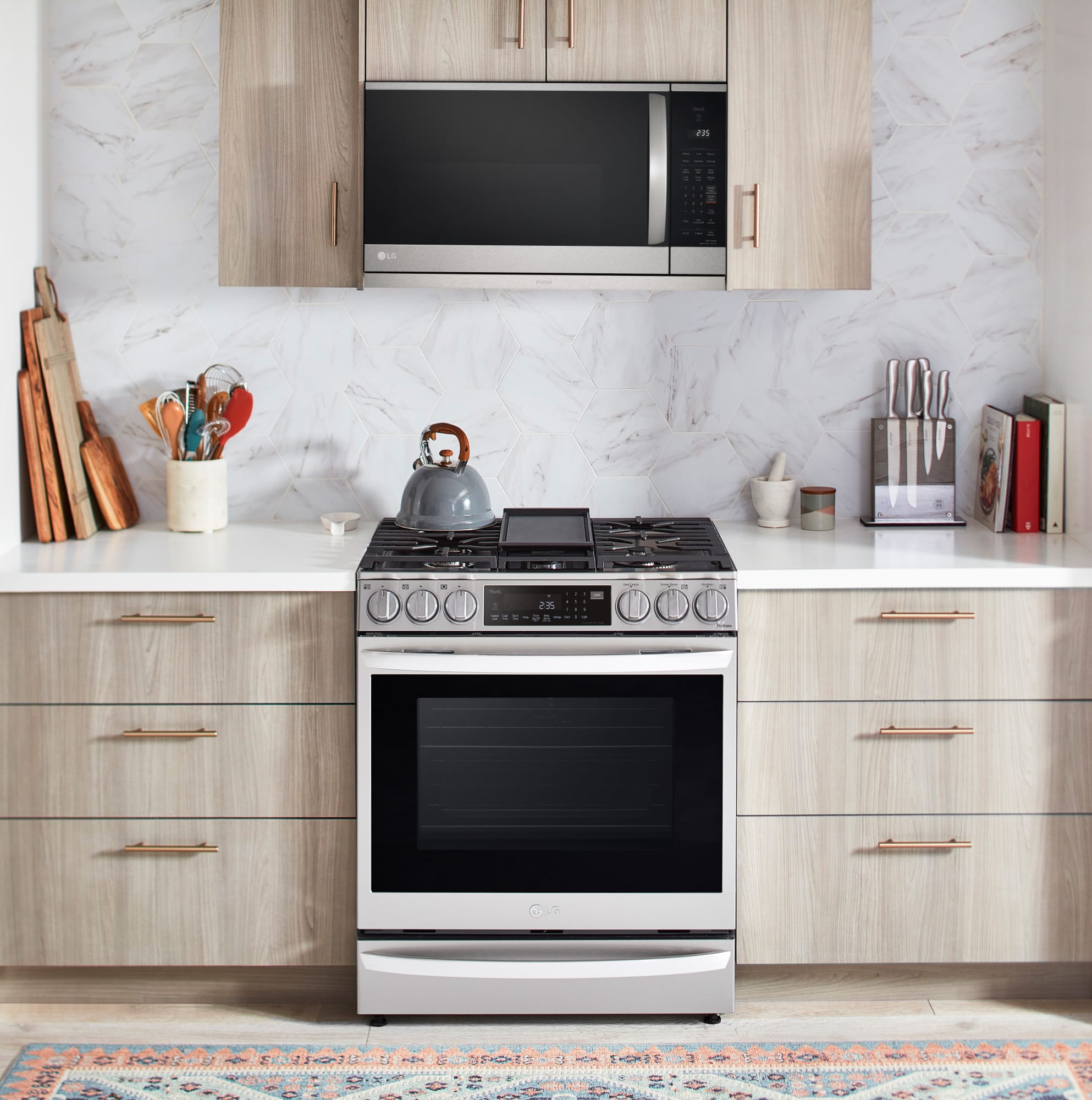 LG MVEL2125F 30 Inch Over-the-Range Smart Microwave Oven with 2.1 cu ...