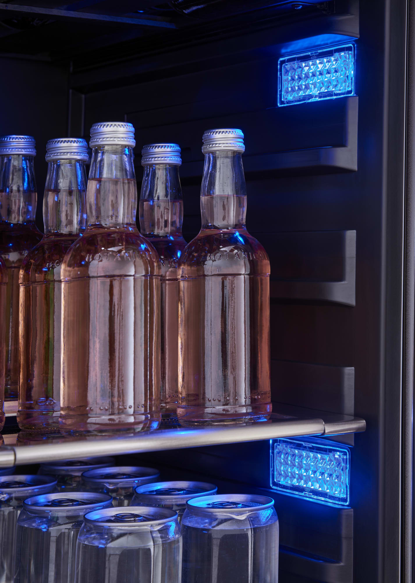 Zephyr PRB24C01BG 24 Inch Single Zone Beverage Cooler with 5.6 Cu. Ft ...