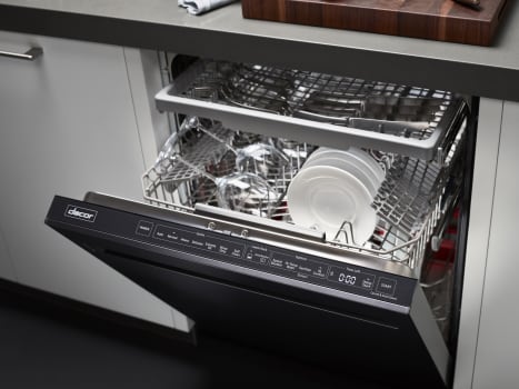 Dacor DDW24M999UM 24-Inch Fully Integrated Dishwasher with WaterWall ...