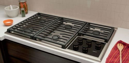 Wolf CG365TS 36 Inch Transitional Gas Cooktop with 5 Dual-Stacked ...