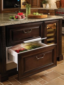 Sub-Zero 700BR 27 Inch Built-in Double Drawer Refrigerator with 5.3 cu ...