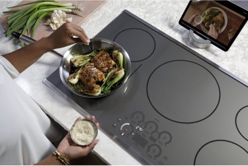 Cafe CHP90362TSS 36 Inch Induction Smart Cooktop with 5 Elements ...