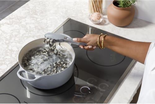 Cafe CHP90362TSS 36 Inch Induction Smart Cooktop with 5 Elements ...