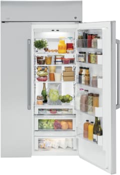 Cafe CSB42WSKSS 42 Inch Smart Side-By-Side Refrigerator with Wi-Fi ...