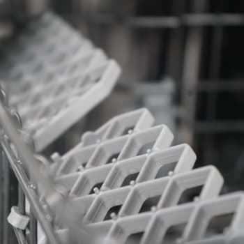 Danby DDW18D1ESS 18 Inch Full Console Built-In Dishwasher with 10 Place ...