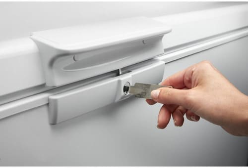 Whirlpool WZC5216LW 55 Inch Freestanding Convertible Chest Freezer with ...