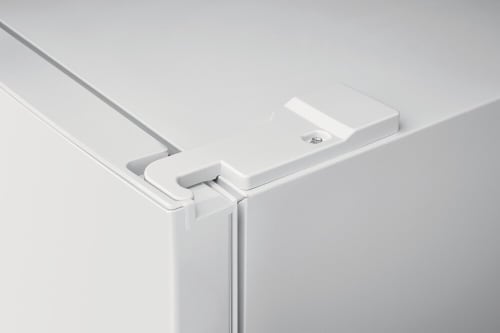 Frigidaire FFET1222UW 24 Inch Top Freezer Refrigerator with 11.6 cu. ft ...