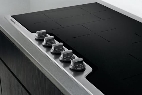 Frigidaire FPIC3677RF 36 Inch Induction Cooktop with 5 Cooking Zones ...