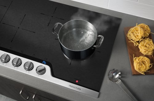 Frigidaire FPIC3677RF 36 Inch Induction Cooktop with 5 Cooking Zones ...