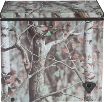GE FCM7CKCD 38 Inch Camouflage Chest Freezer with 7 cu. ft. Capacity, 2 ...