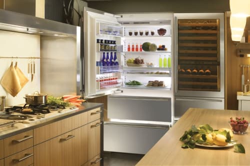 Sub-Zero 736TC 36 Inch Built-in Bottom-Freezer Refrigerator with Spill ...