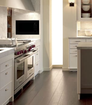 Wolf MC24 1.5 cu. ft. Countertop Microwave Oven with 900 Watts, 10 ...