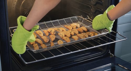 Samsung NE63T8711SG 30 Inch Slide-In Electric Smart Range with 5 ...