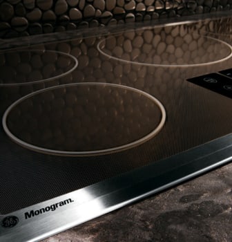 Monogram ZHU36RSMSS 36 Inch Induction Cooktop with 5 Induction Elements ...