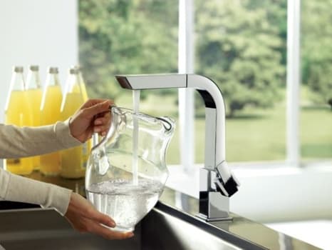 Moen 7597C Single Lever Pull-Out Kitchen Faucet with 8-5/16 Inch Reach ...