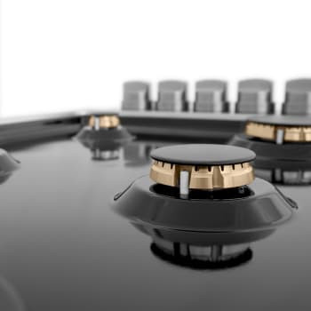 ZLINE RCBR36PBT 36 Inch Gas Cooktop with 6 Sealed Brass Burners, 18,000 ...