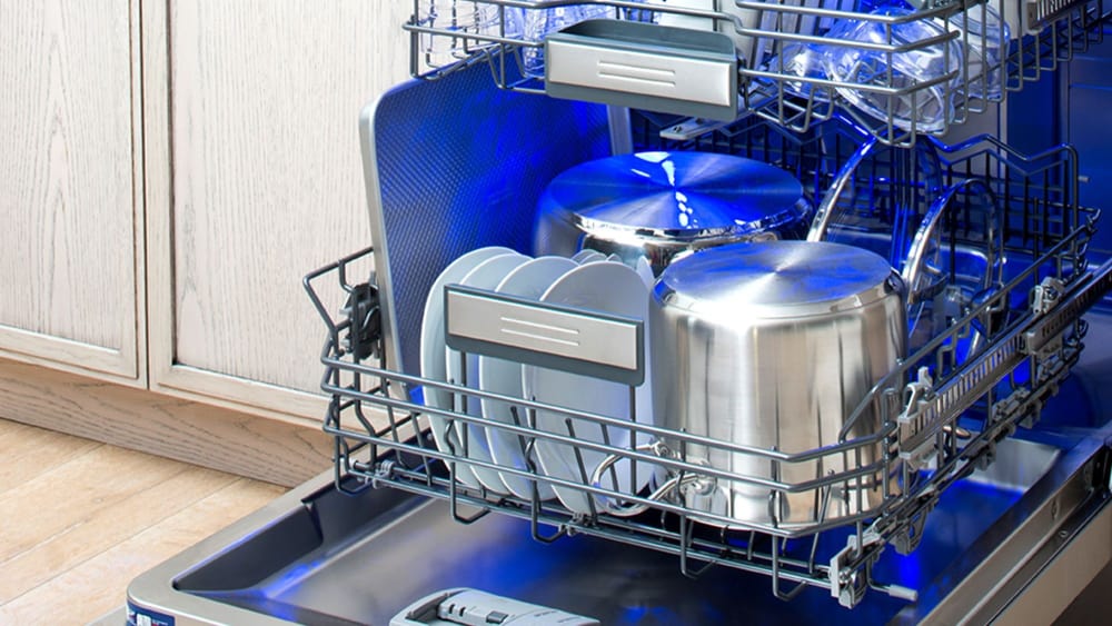 Thermador DWHD870WPR 24 Inch Fully Integrated Smart Dishwasher with 16 ...