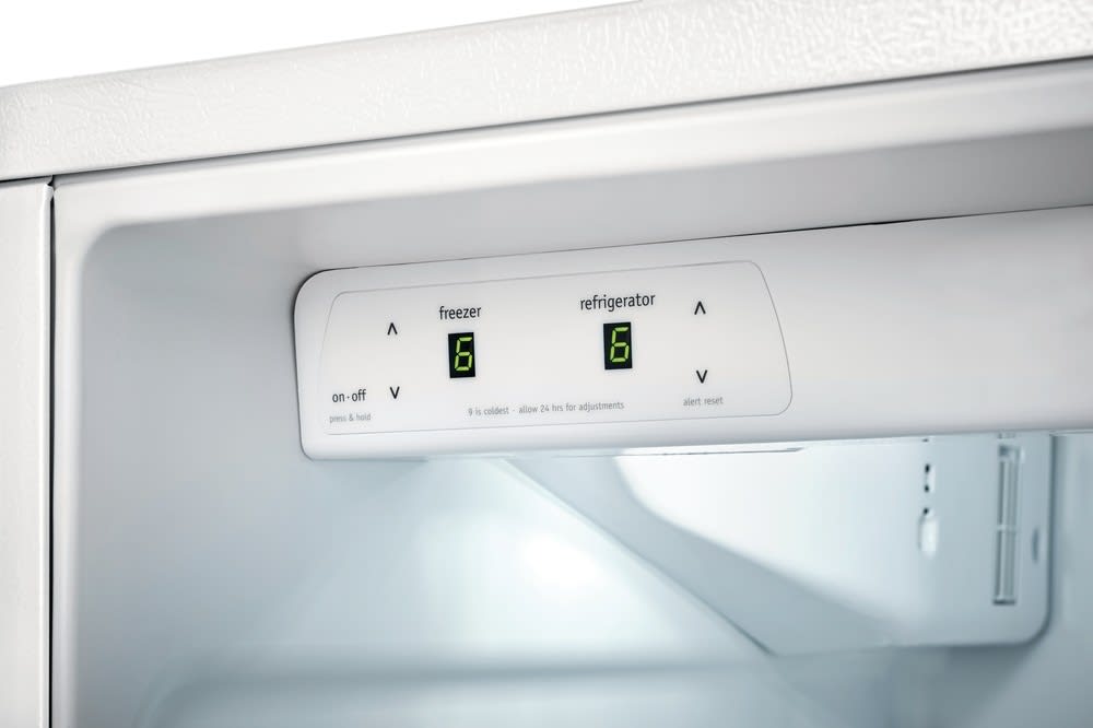 Frigidaire FFSS2615TP 36 Inch Side-by-Side Refrigerator with 25.5 Cu ...