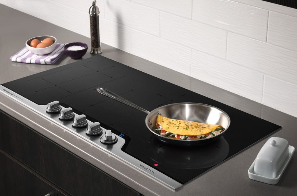 Frigidaire FPIC3677RF 36 Inch Induction Cooktop with 5 Cooking Zones ...