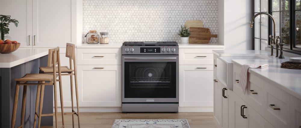 Frigidaire GCFG3060BF 30 Inch Freestanding Gas Range with 5 Sealed ...