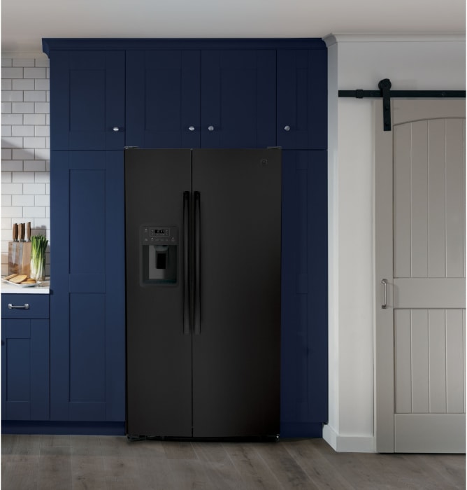 GE GSS25GGPBB 36 Inch Side-by-Side Refrigerator with 25.3 Cu. Ft ...