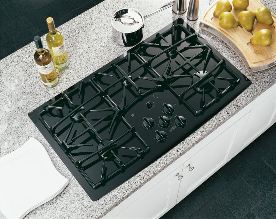 GE JGP970BEKBB 36 Inch Gas Cooktop with 5 Sealed Burners, Precise ...