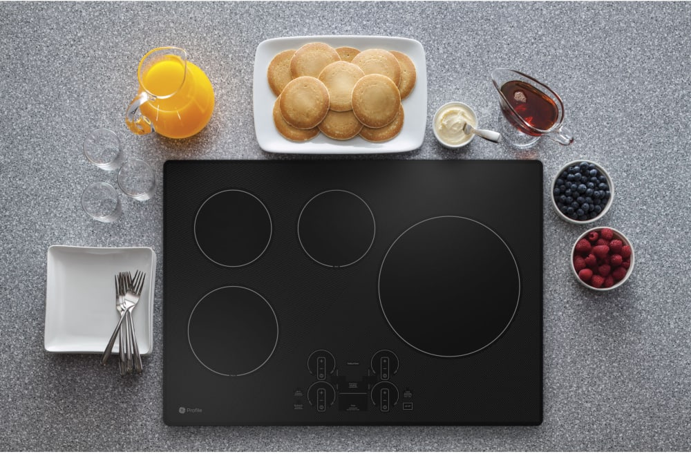 GE PHP7030DTBB 30 Inch Induction Smart Cooktop with 4 Induction ...