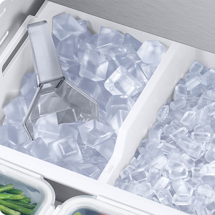 Samsung RF25C5151SR 33 Inch Smart French Door Refrigerator with 25 Cu ...