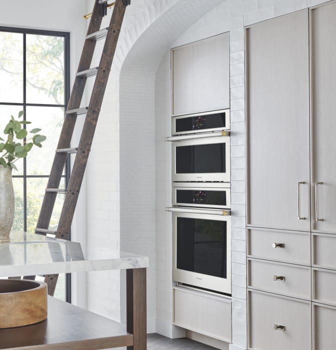 Monogram ZSB9232NSS 30 Inch Smart Electric 5-in-1 Wall Oven with 1.7 Cu ...