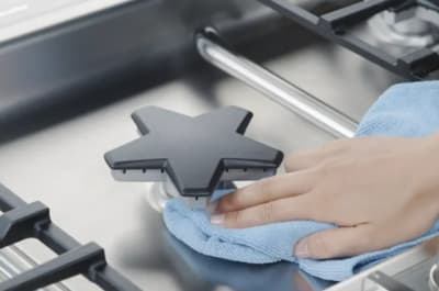 Thermador PCG366W Gas Rangetop with Pedestal Star® Burners, Continuous ...