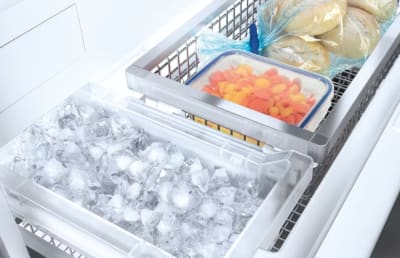 Miele KF2802VI 30 Inch Built-In Smart Bottom-Freezer Refrigerator with ...