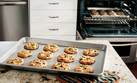 Frigidaire FGEW3065PF 30 Inch Single Electric Wall Oven with True ...